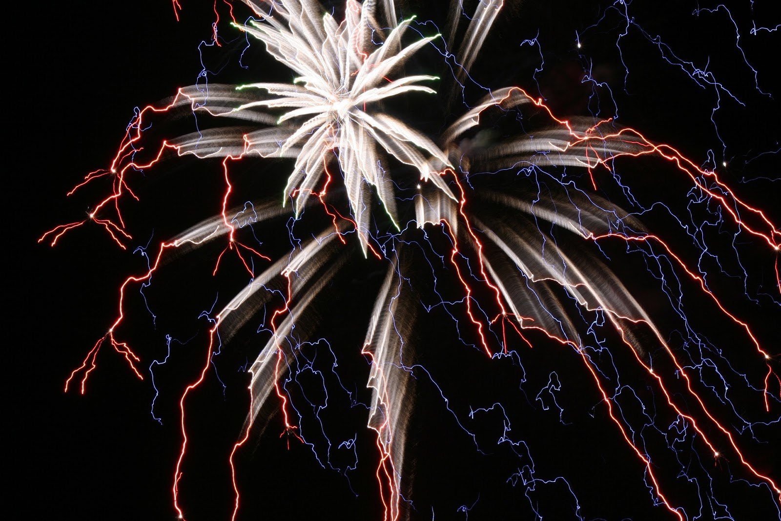 Reeves Memorial Library: June 2017