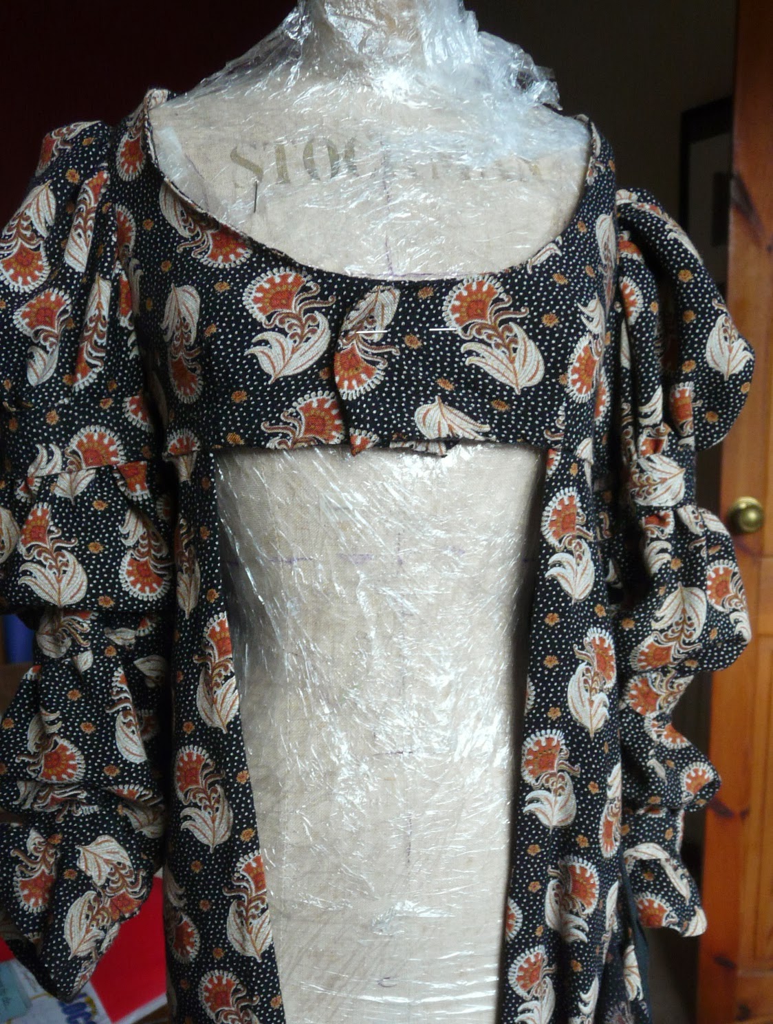 Regency sewing - it was tidy for 10 minutes.: 'regency' bib front dress