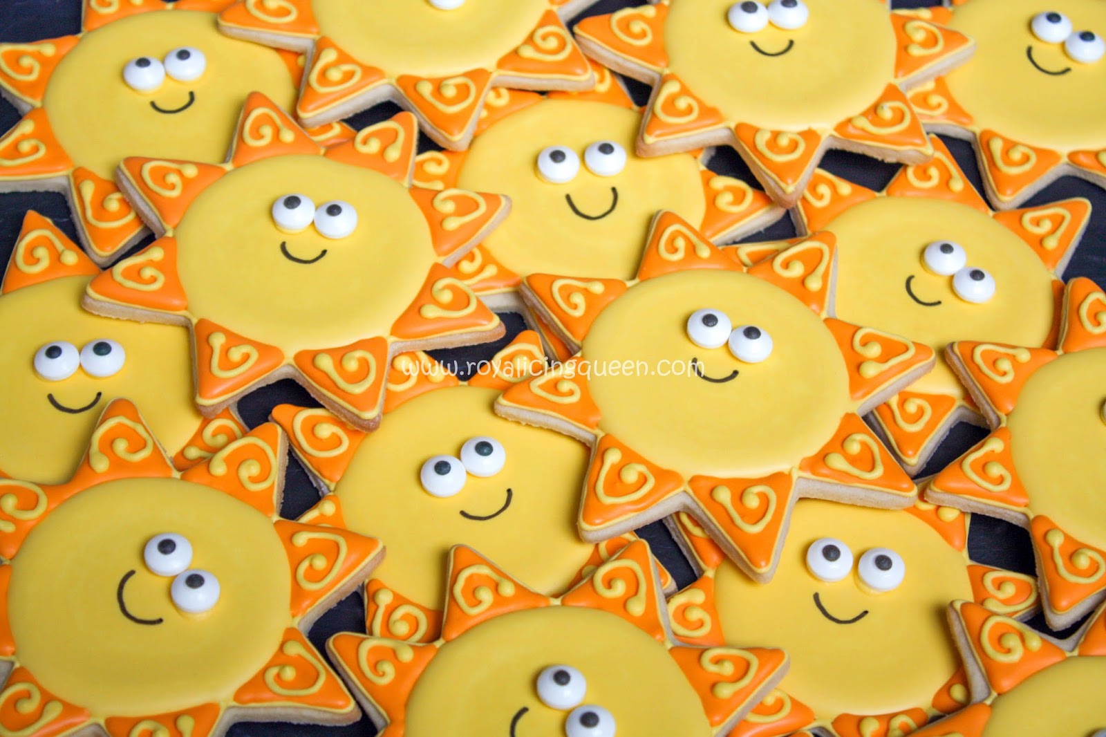 The Royal Icing Queen: Sun Cookies