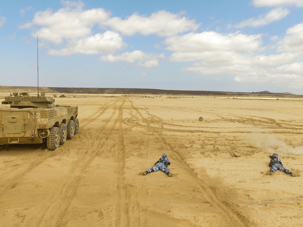 China Defense Blog: Hi-res photos of the day: PLA Marine live fire ...