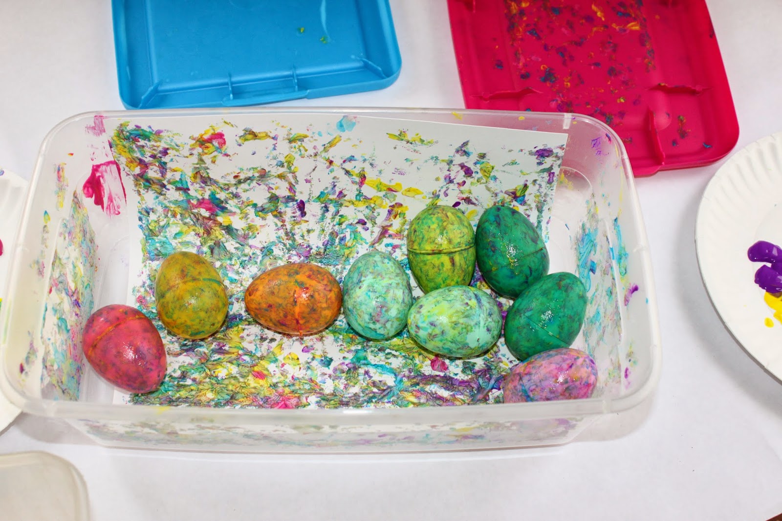 The Speech-Language MOMologist: Painting With Easter Eggs