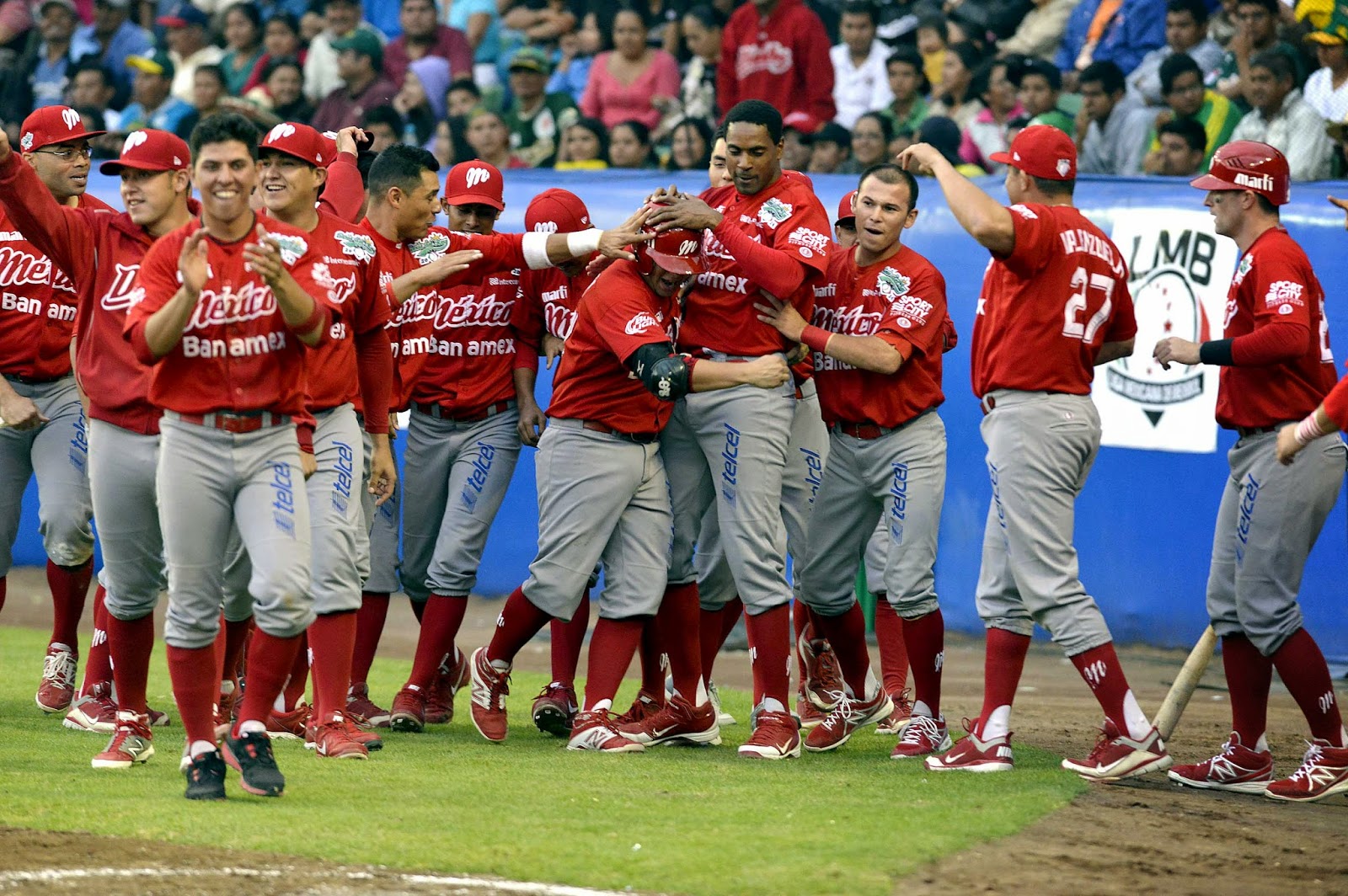 BEISBOL CAMPECHANO: * ESPECTACULAR TRIUNFO DE DIABLOS ROJOS SOBRE ...