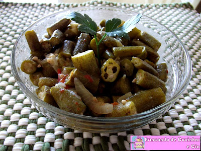 Brincando de Cozinhar e Cia: Quiabo Refogado