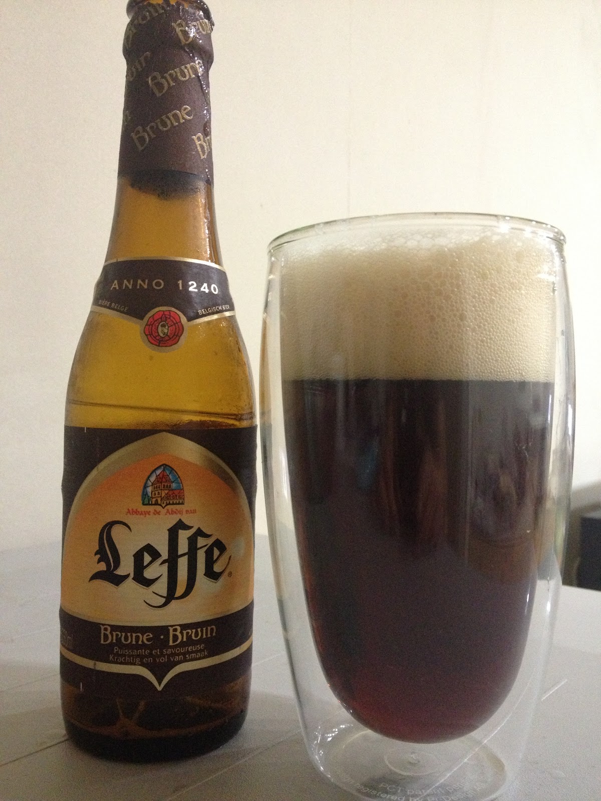 Travelling at home: 레페 브라운 Leffe Brown|벨기에 Belgium