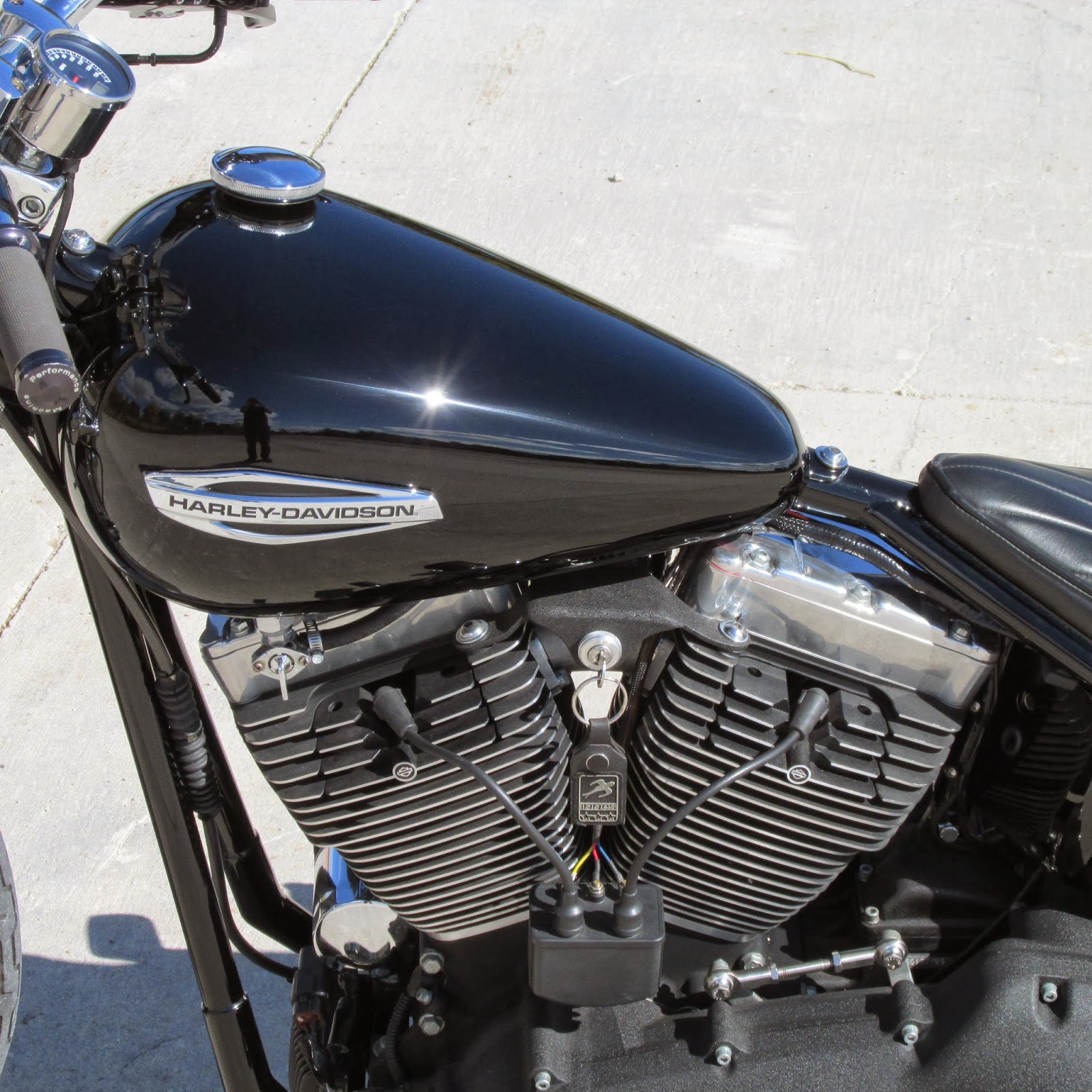 Luke Bruheim: Twin Cam Rigid Dyna Chopper