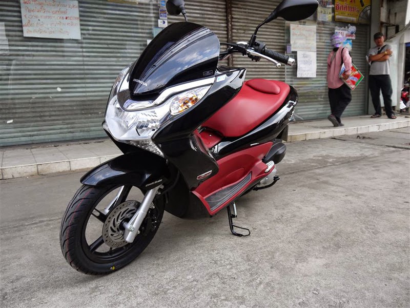 32+ Variasi Motor Pcx Merah, Inspirasi Terbaru!