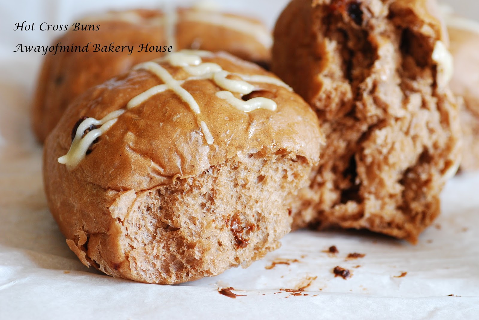 Awayofmind Bakery House: Hot Cross Buns (65C Water Roux / Tangzhong Method)