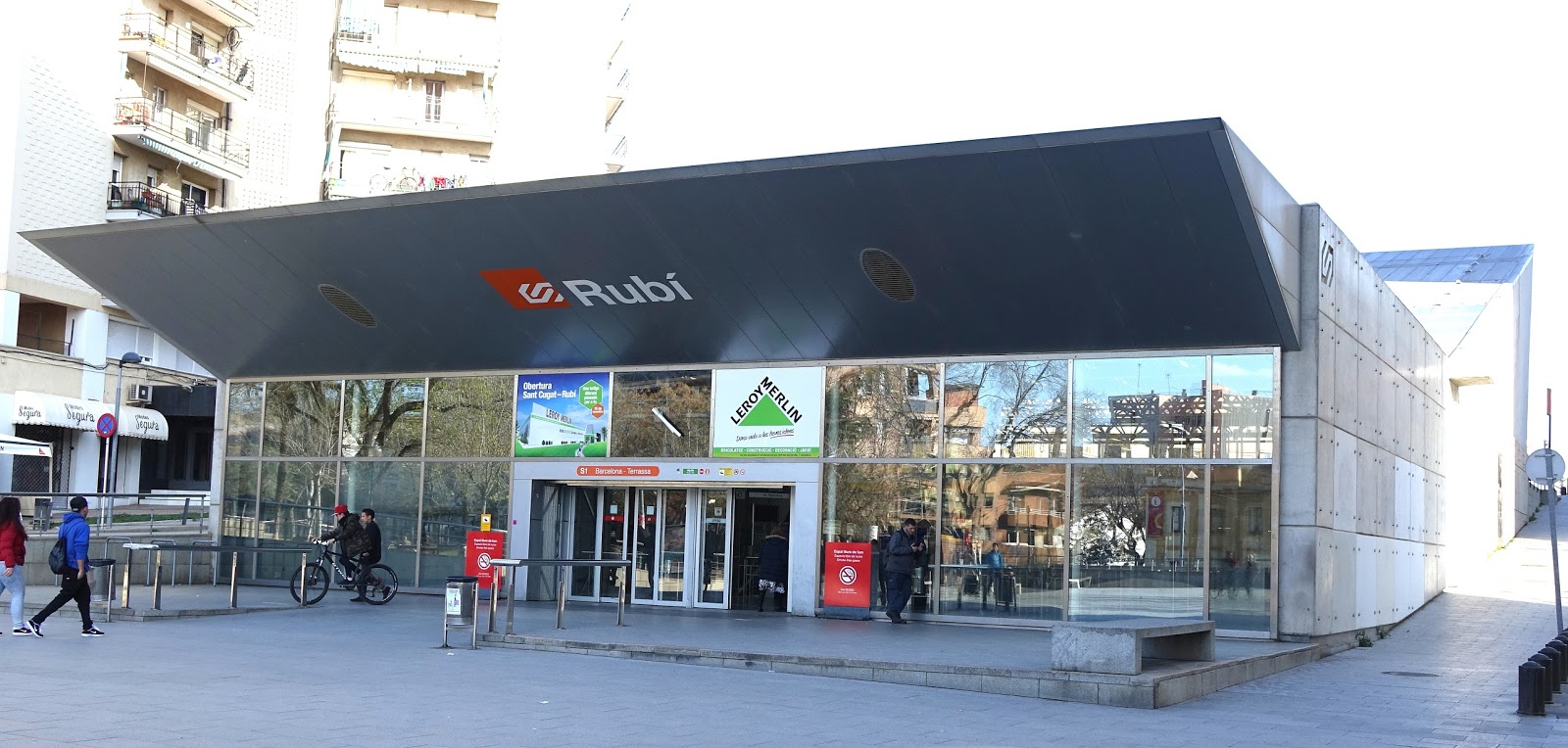 The traveler's drawer: RUBÍ (Catalunya). Estació dels Ferrocarrils de ...