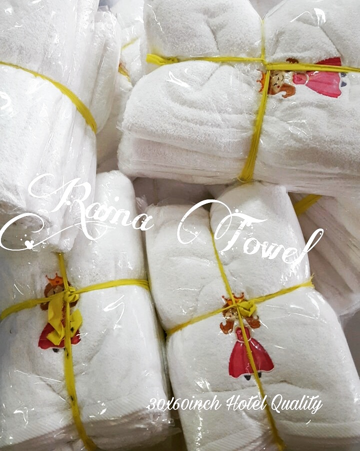 Tempahan set tuala mandi dan tuala tangan bersulam