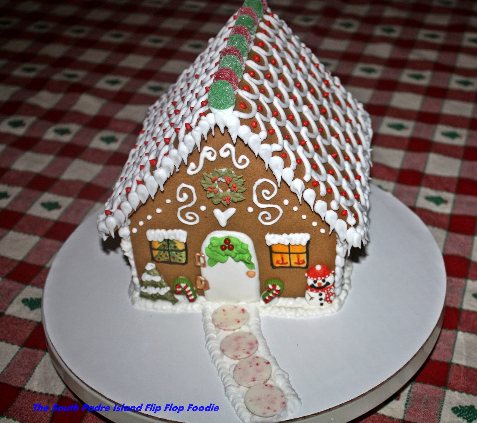 The South Padre Island Flip Flop Foodie: Gingerbread House - My First One!