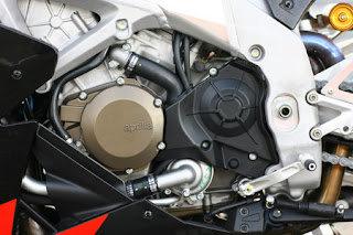 Aprilia RXV4 (factory) - Ready to race | Mech Affection