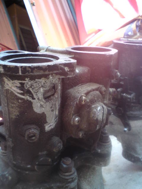 Parts For Sales: Toyota 18r Sohc Side Draft Intake manifold
