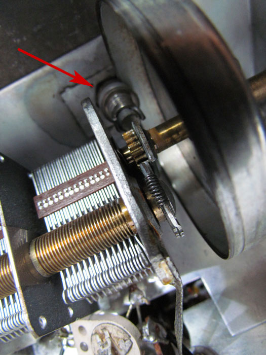 Hickok 288X Signal Generator: Removing The Tuning Capacitor For ...