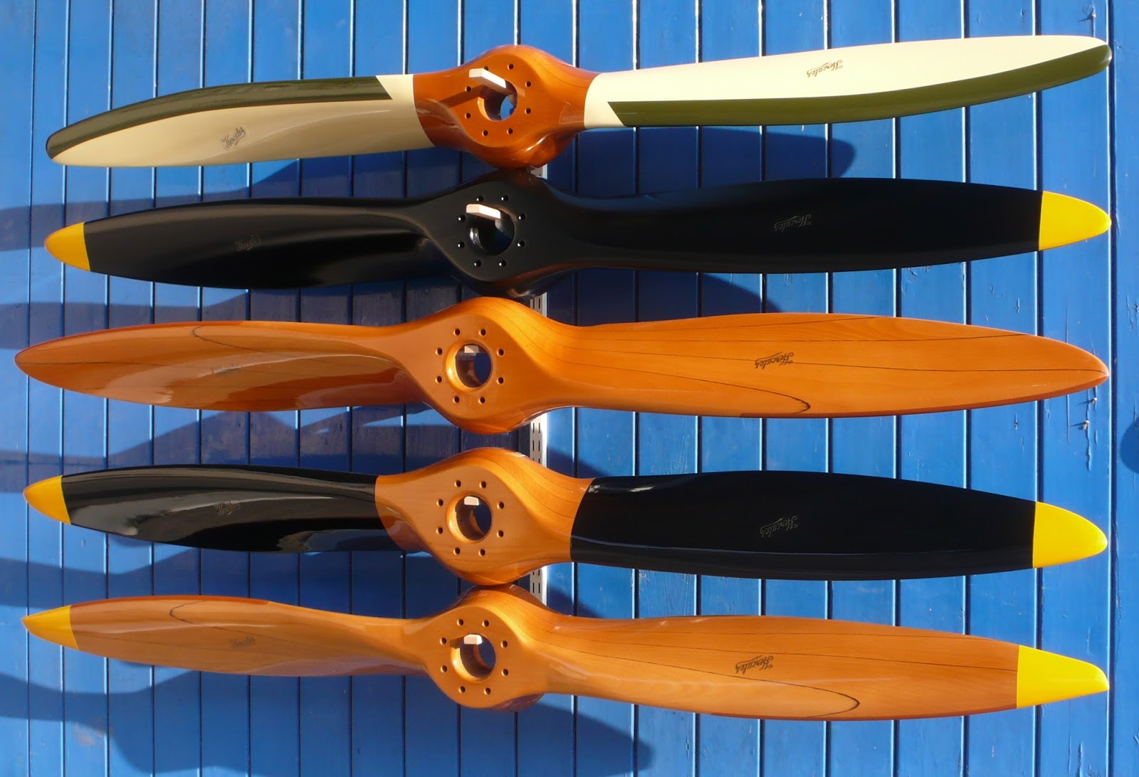 Hercules Propellers: Gipsy Major Propellers