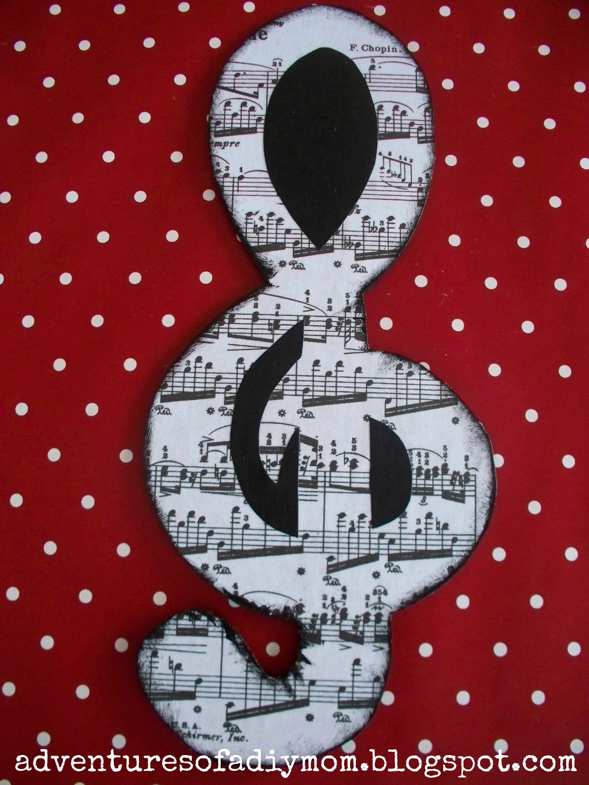 Mod Podge Wooden Music Notes Decor - Adventures of a DIY Mom