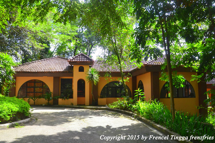 Frenz Fries: JE Camp Hotel and Resort: Erap’s Tanay Rest House