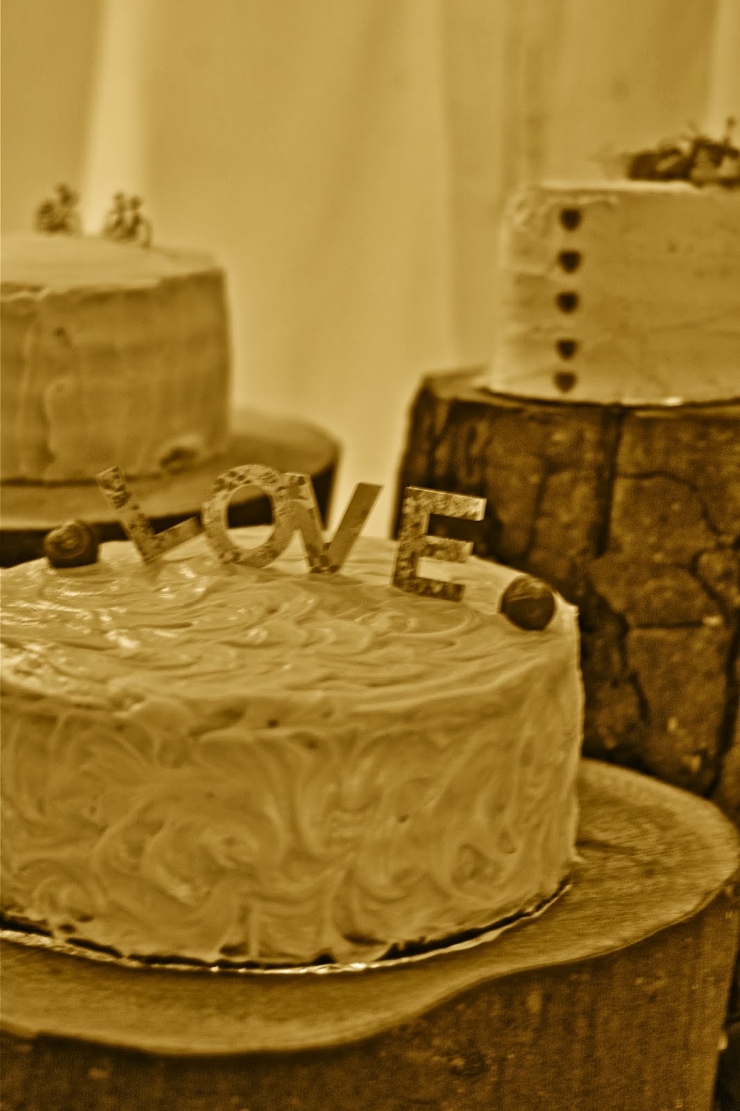 lazysunday: Pratis Farm - The loveliness of an October barn wedding ...