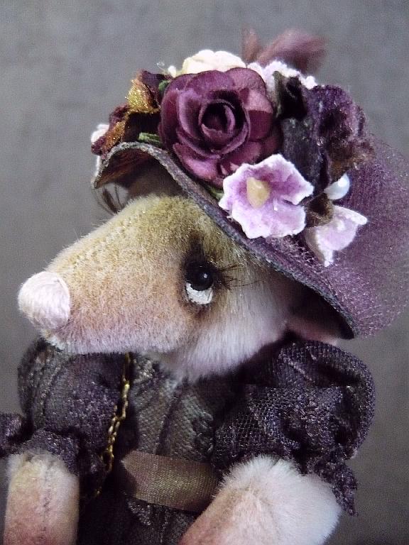 Monica's Attic Treasures: A new look for "Lady Marianne"