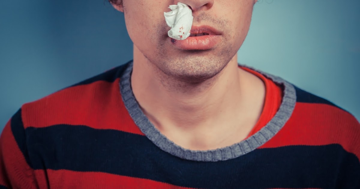 Would snorting or sniffing a drug cause an irritation under the nose?