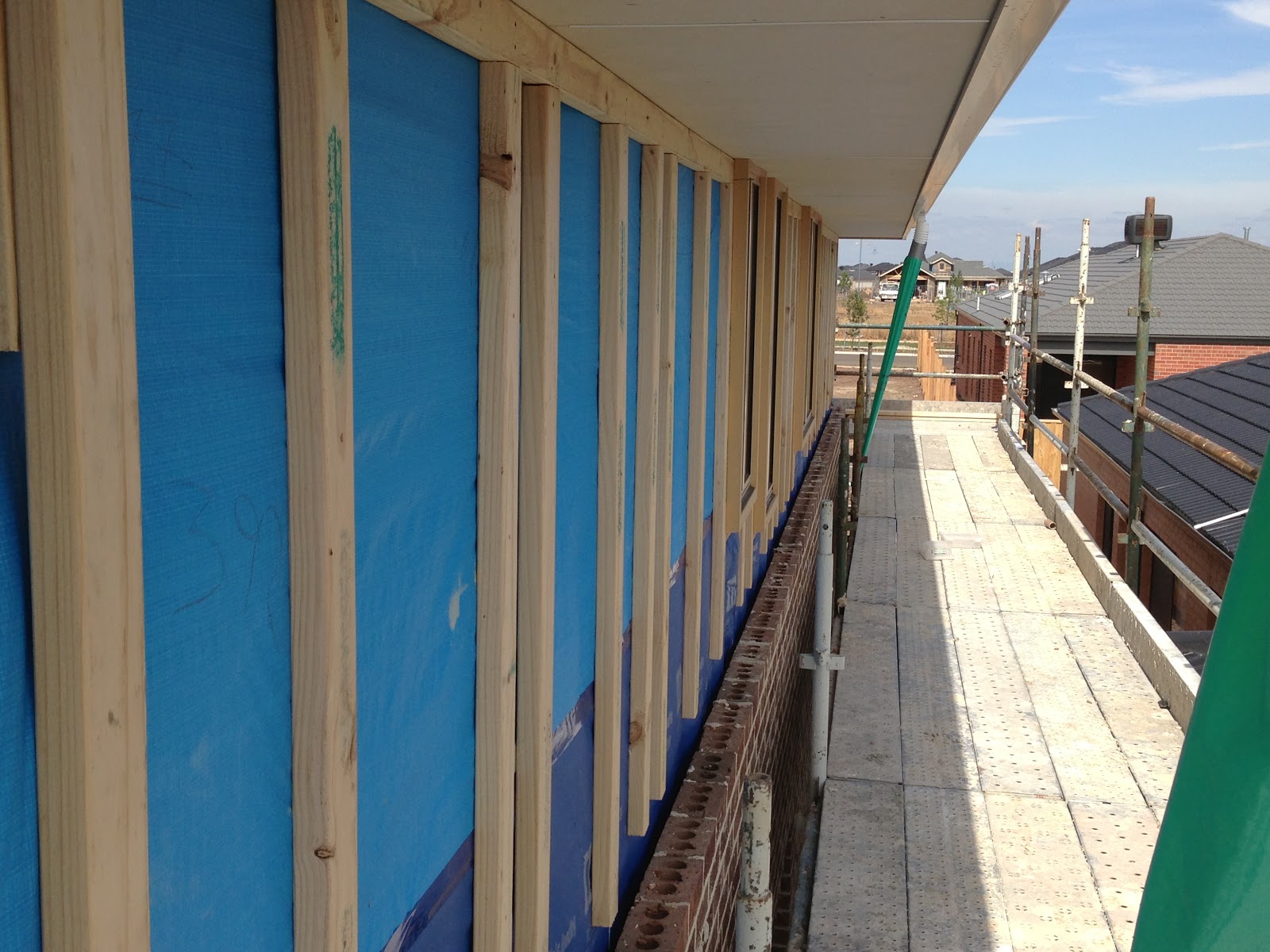 Metricon - Winchester 28 : (Day 69): Frame work ready for External ...