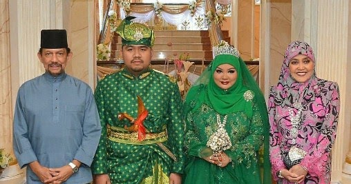 Maharum Bugis Syah (MBS): Majlis Bersanding Pengiran Anak Hjh Nurul ...