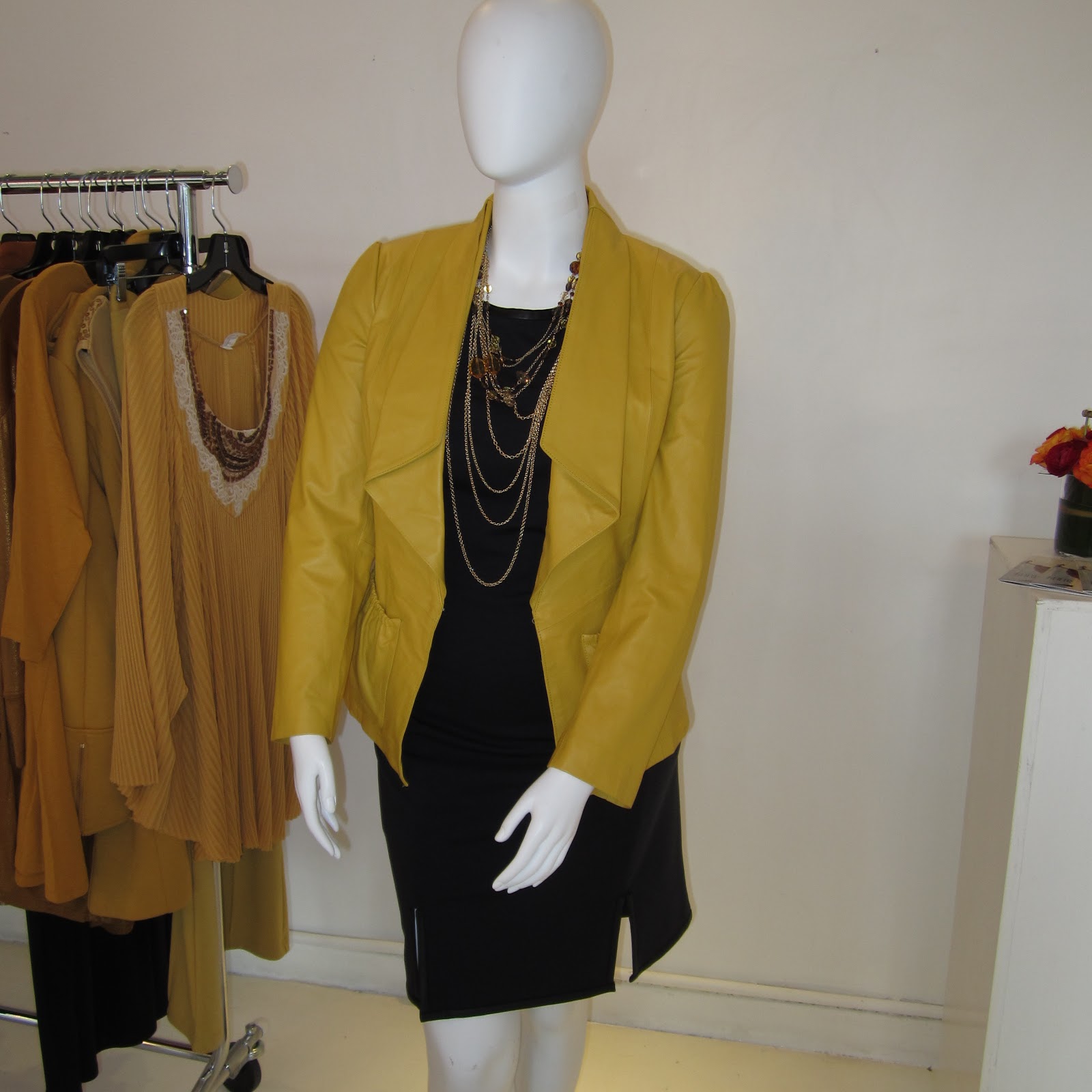 ALISSA ON THE SCENE: ONE STOP PLUS FALL 2012 PREVIEW - Stylish Curves