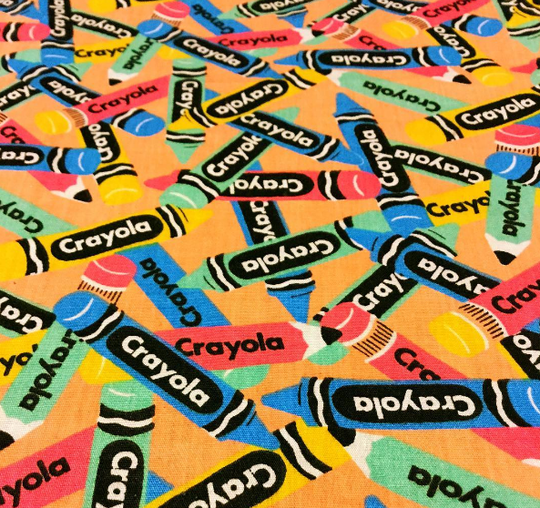 Cassie Stephens: DIY: The Crayon Tote