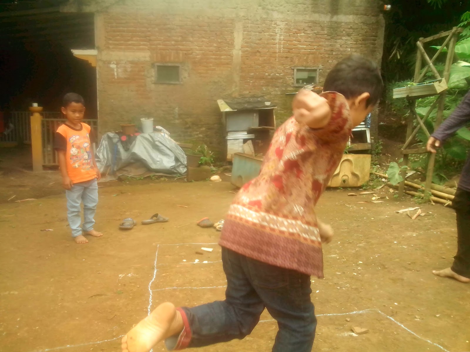 Engklek Permainan Tradisional