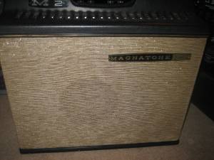 Craigslist Vintage Guitar Hunt: Magnatone Update - All the Maggies for ...