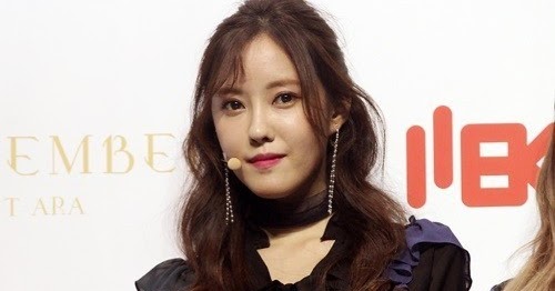 Hyomin reveals she screencaps positive comments to share with T-ara