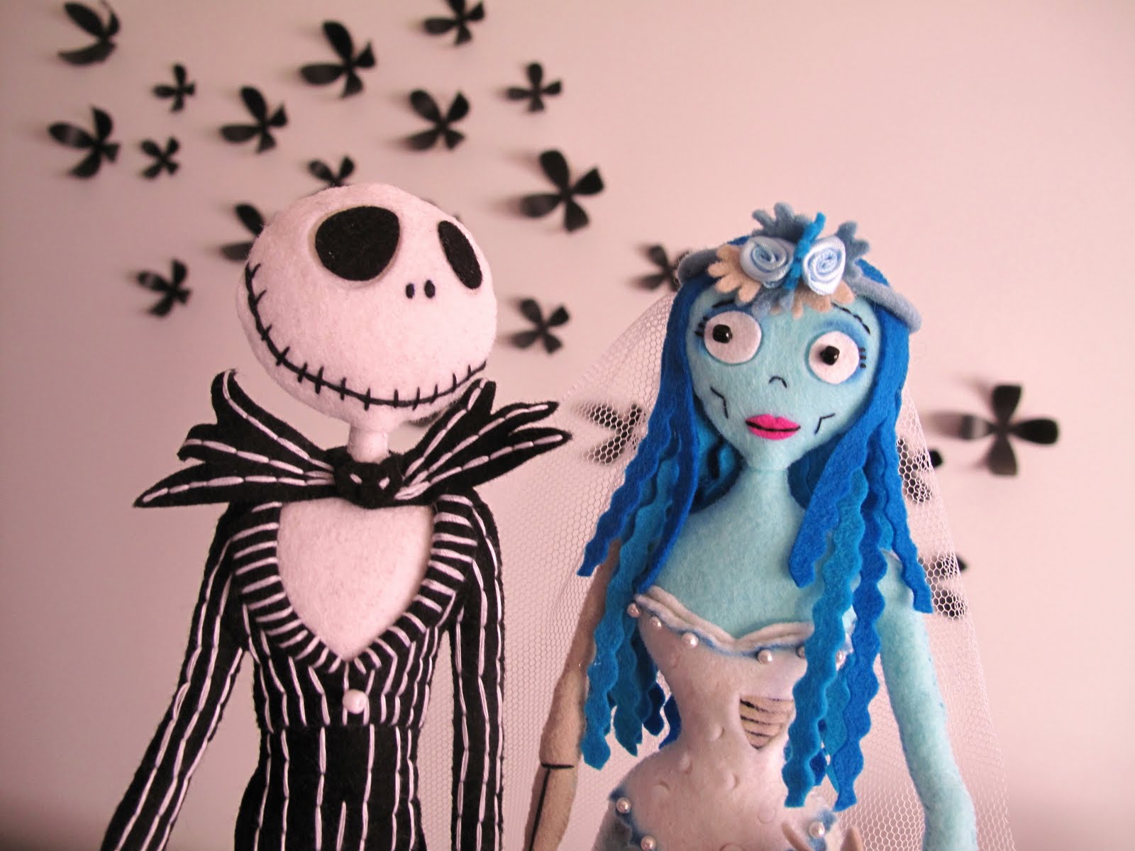 ULTIMAMENTE: UN NUEVO PERSONAJE Y UNA NUEVA PAREJA