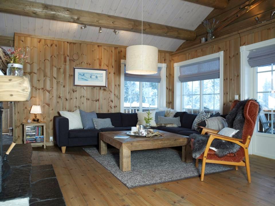 ROM FOR DEG: Ny fjellhytte i koselig rustikk stil