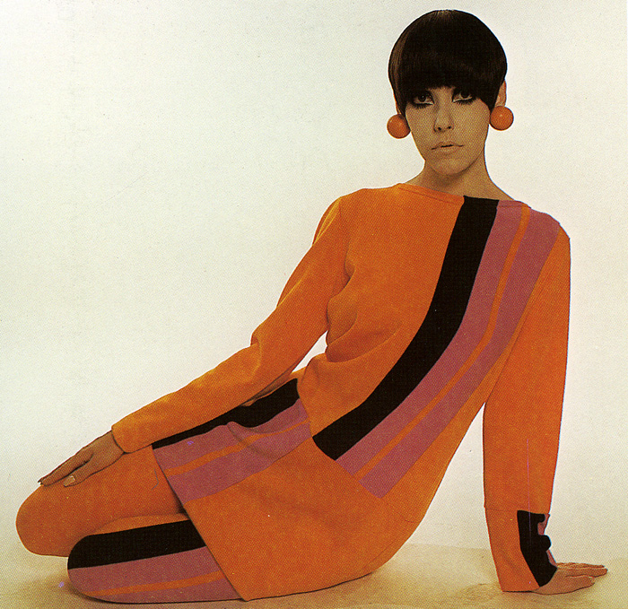 30 Stunning Color Photographs of the "Queen of Mod" Peggy Moffitt in ...