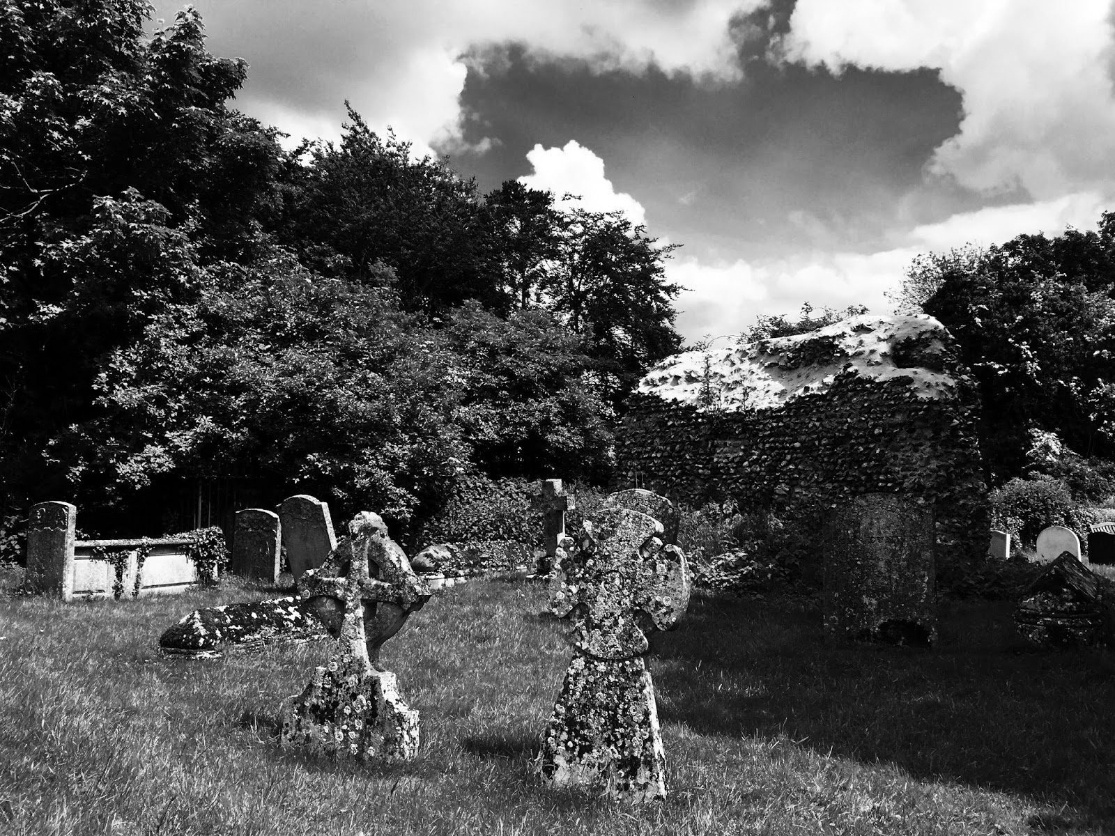 A ride over to Lidgate Castle