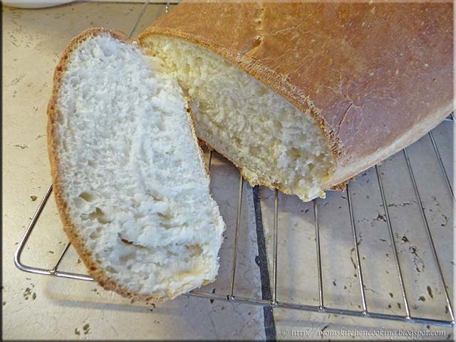 Mom's Cafe Home Cooking: Sour Cream Bread