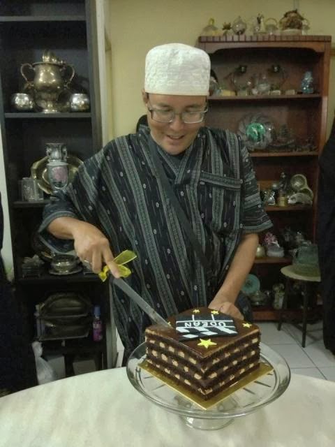 Maharum Bugis Syah (MBS): Selamat Hari Lahir Raja Ahmad Alauddin