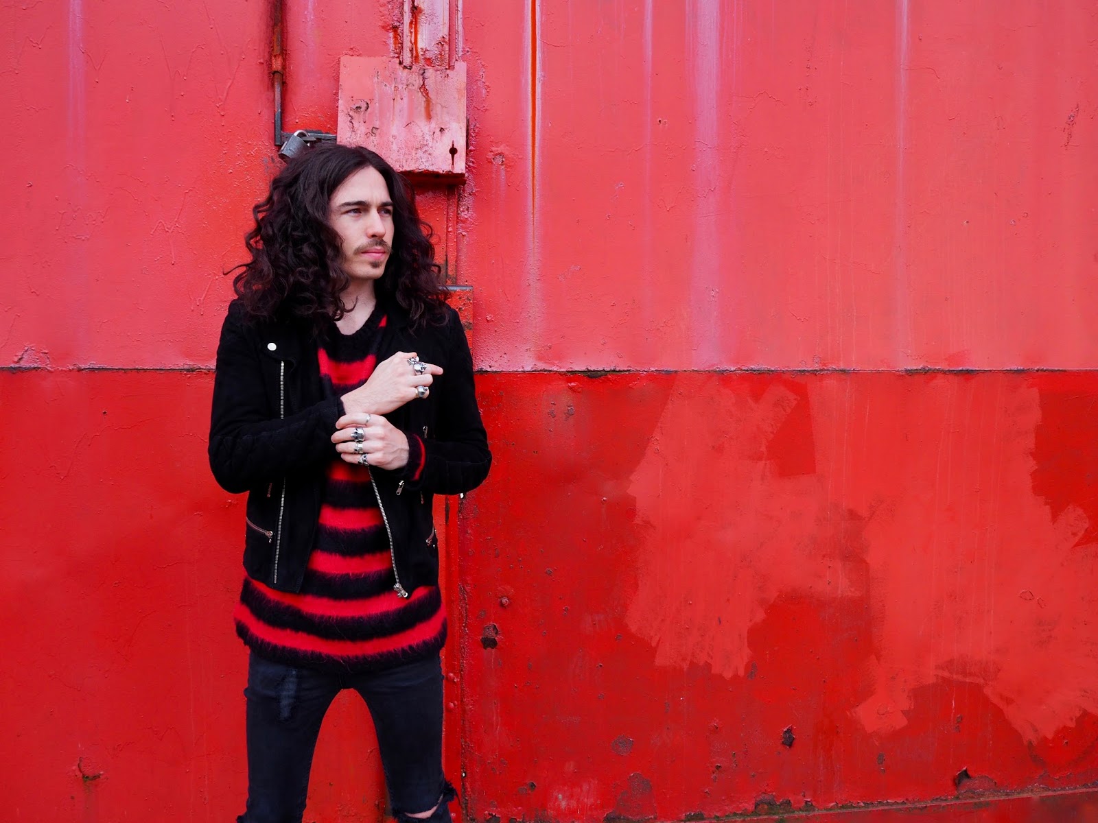 A MENACE | The Unidentified Rocker