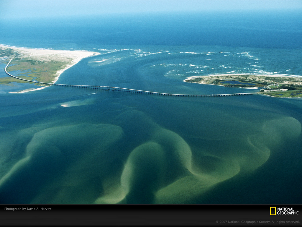 The Unknown Economist: The Perfect Storm: Trading Home Depot around ...