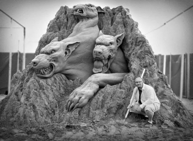 VOTRE ART: Amazing Sand Sculptures by Ray Villafane