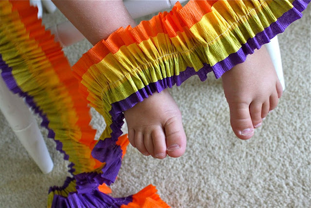 Ruffled Streamers - MADE EVERYDAY