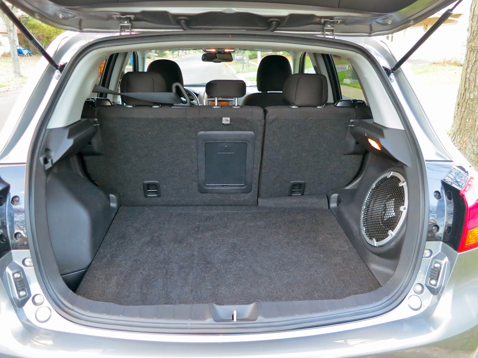 Ask Away Blog: 5 Reasons Why the 2013 Mitsubishi Outlander Sport SE ...
