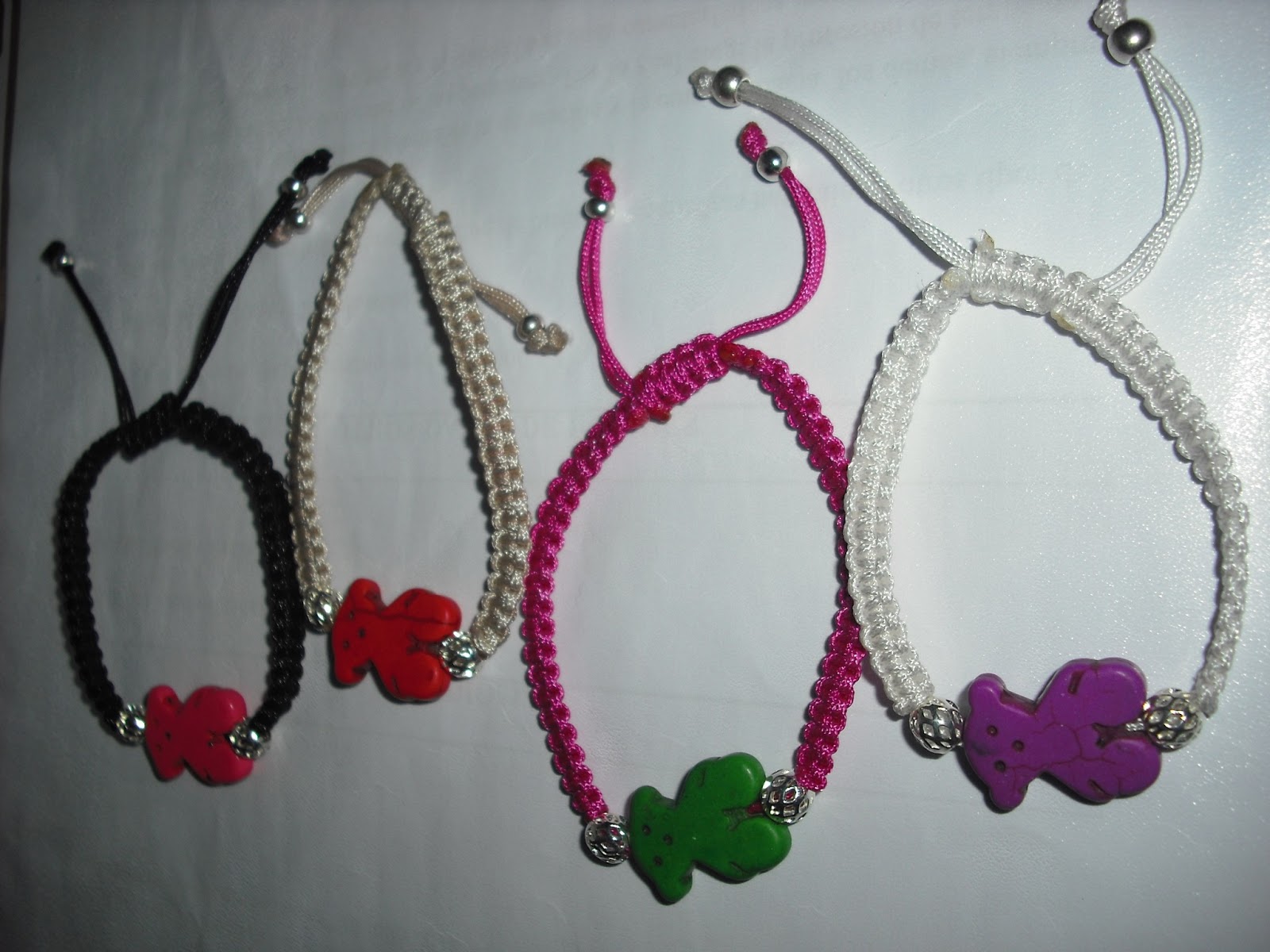 TRIKI TRAN TRAN ABALORIOS: mayo 2013