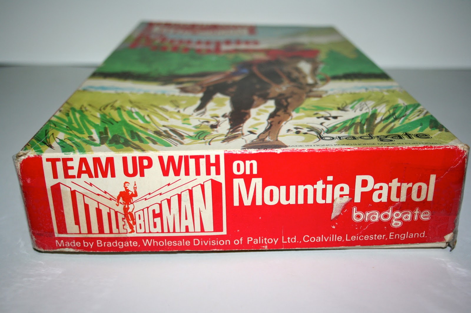 EL DRAGON DORADO: LITTLE BIG MAN BIGMAN ON MOUNTIE PATROL BRADGATE ...