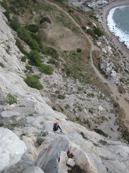 ESCALADA CLASICA: PENYA SEGAT DEL GARRAF. VIA: BAVARESA 80 mts ( V , A0 )