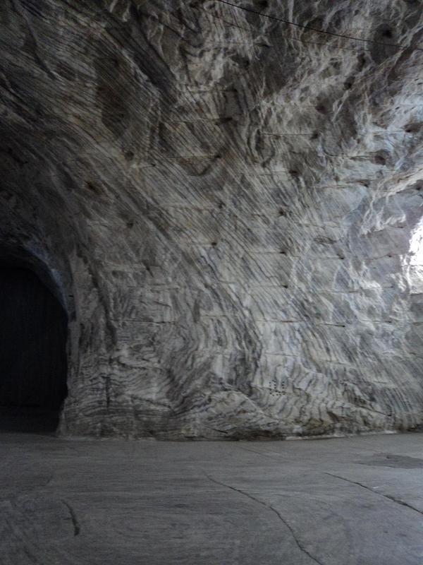 Sarea'n alb si negru