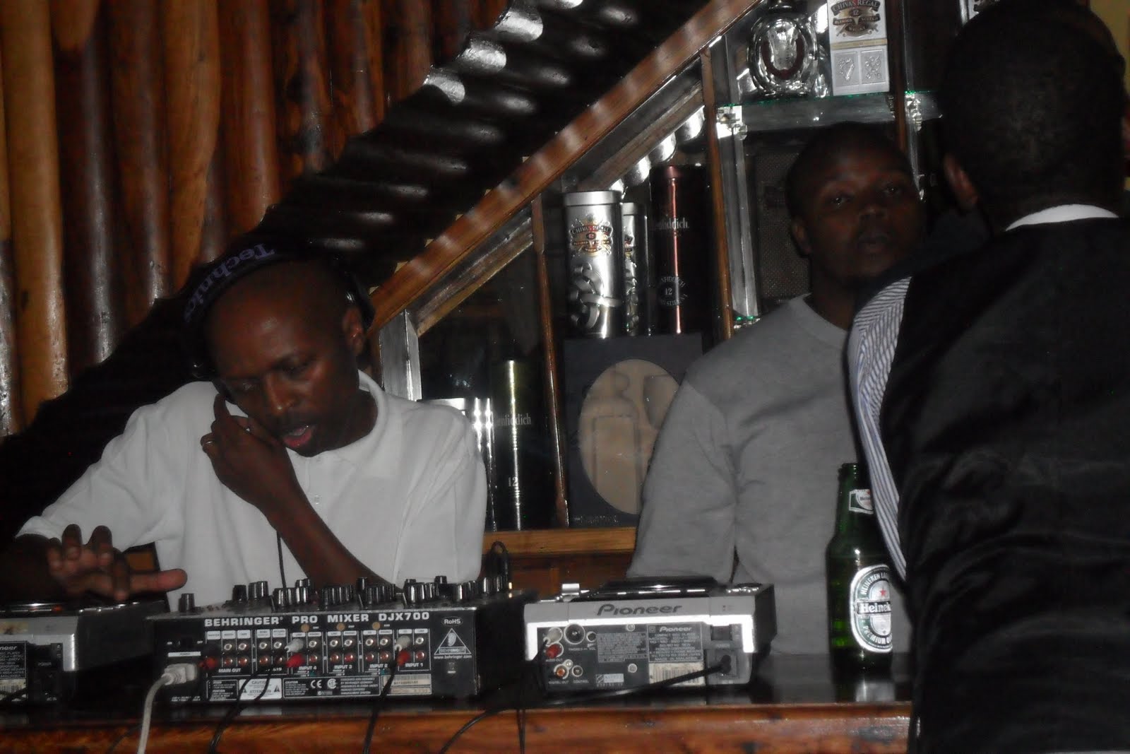 PmB_Jhizzing!: @ VINNY DA VINCI DEEP HOUSE SOUNDS VOL 8 (Pre-release ...