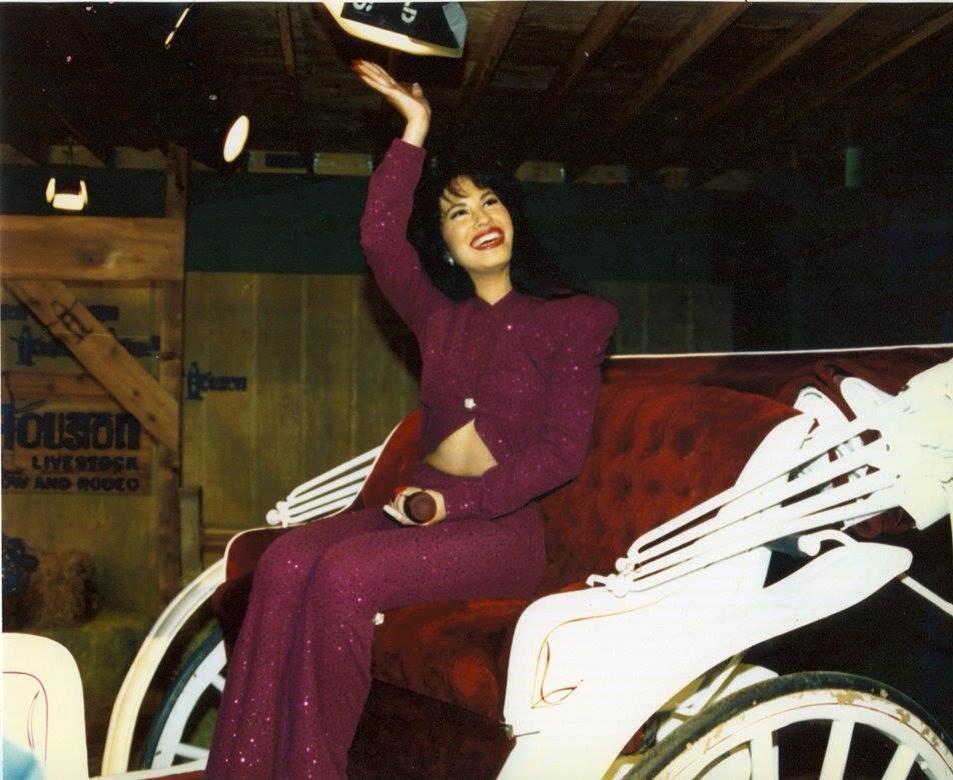 Selena World FanSite : The Last Televised Concert - Houston Rodeo ...