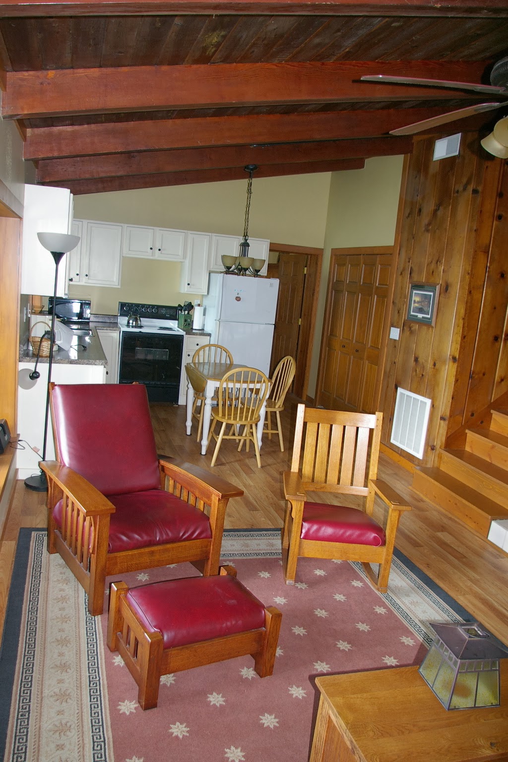Spring Lake Cabin: Beautiful renovated lakefront cabin for sale $154,900