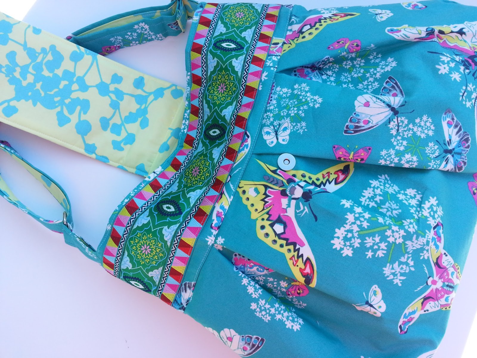 AggieRay: I am in love with the new Alchemy Ribbon by Amy Butler ...