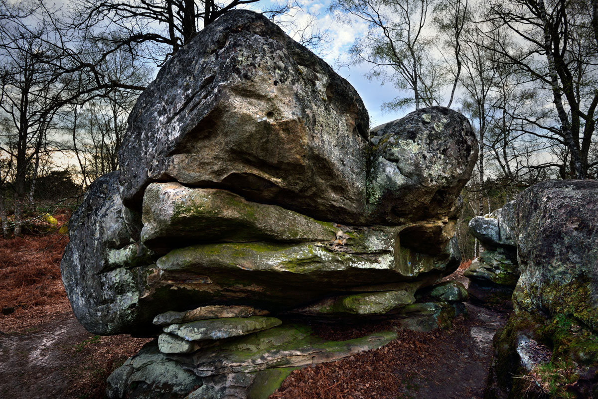 Sentier n°11 ouest - Le Rocher des Étroitures.